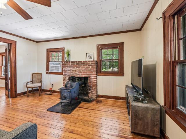 2207 Wildcat Creek Road