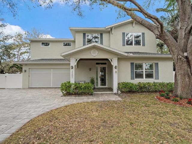 2207 Wisteria St, Sarasota, FL 34239 | MLS #A4683