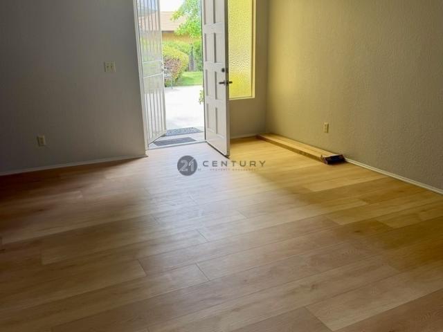 2207 Woodberry Ave, 1 bed, 1 full bath