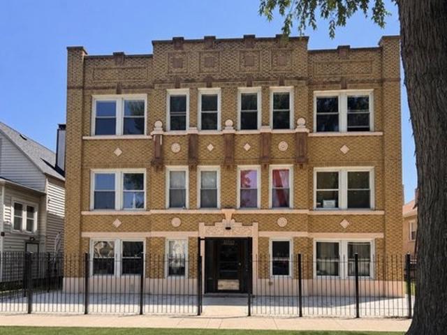 2207 09 N Mango Ave, Chicago, IL 60639