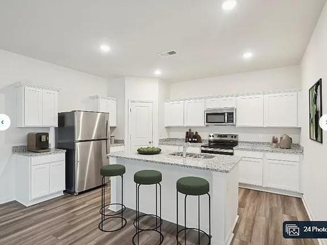 2208 Meadow Park Drive
