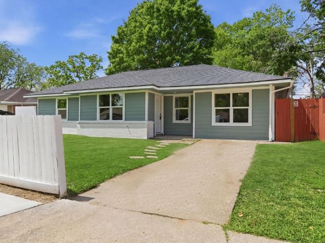 2208 Merle Street