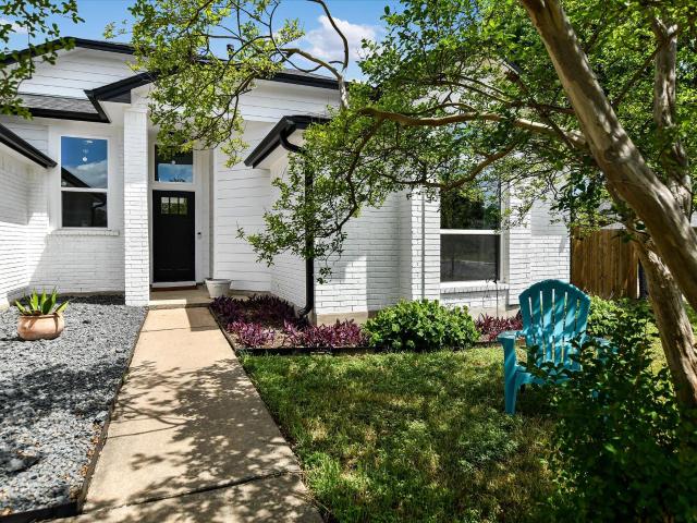 2208 Mimosa Trl
