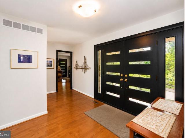 2208 Oxeye Road