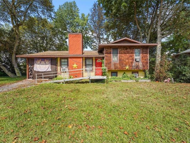2208 Bellevue Avenue