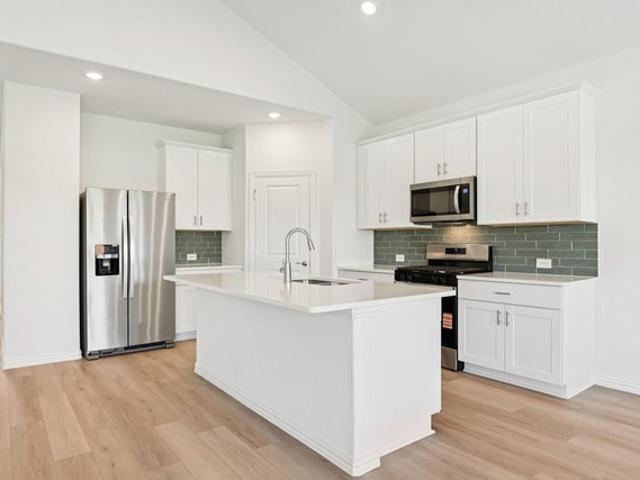 2208 Currents Rd, Princeton, TX 75407