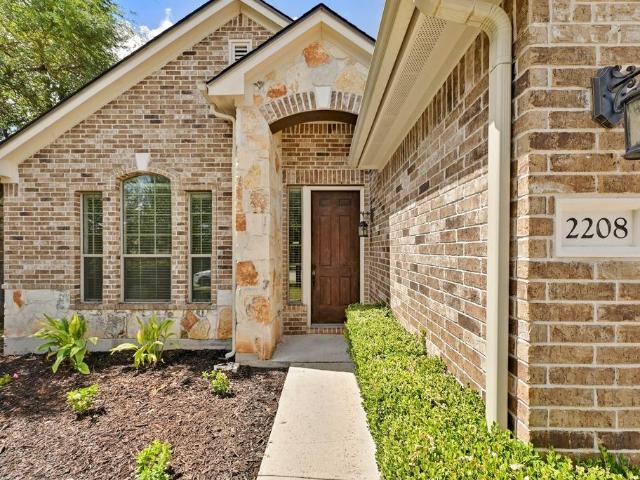 2208 Lookout Range Dr