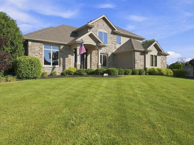 2208 Longleaf Dr, Fort Wayne, IN 46814