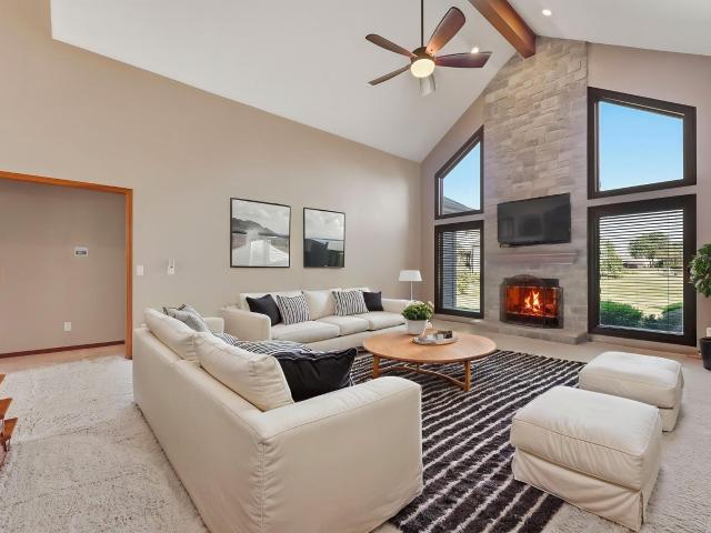 2208 Longleaf Drive
