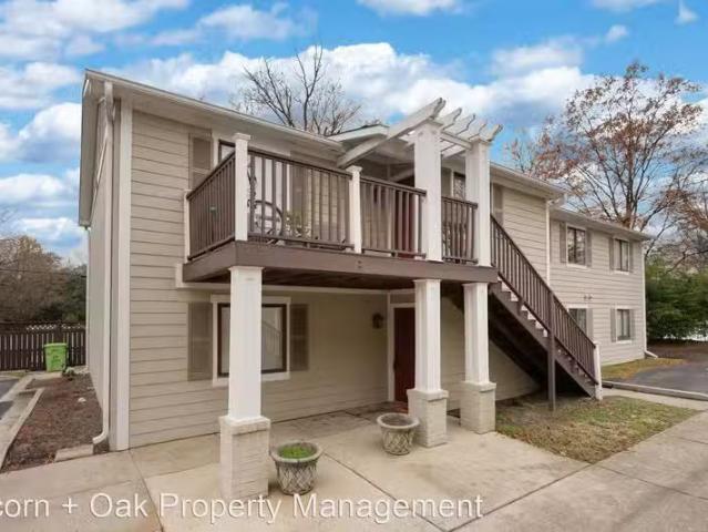 2208 Stafford Ave 102 2208 Stafford Ave