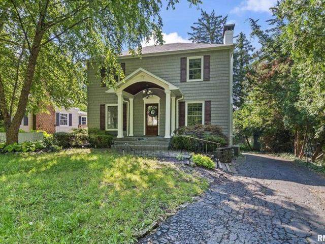 2208 S Wiggins Ave, Springfield, IL 62704