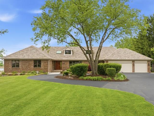 2208 Shetland Rd, Inverness, IL 60010