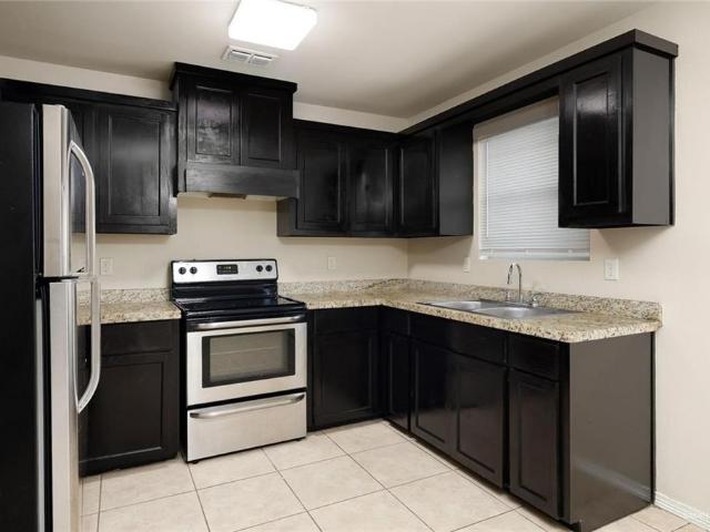 2208 Taxco Court 3