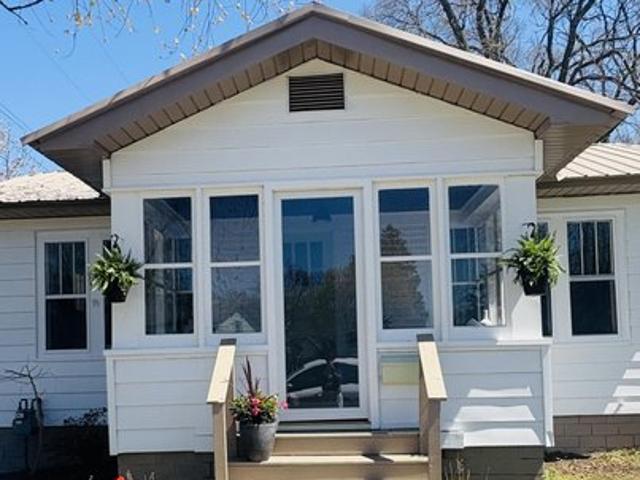 2208 Torrent St, Muskegon, MI 49441
