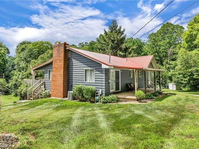 2208 Township Road 1097, Ashland, OH 44805