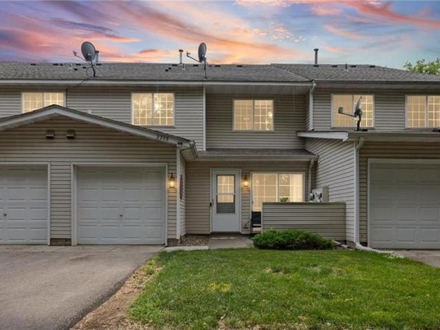 2208 Williams Dr, Burnsville, MN 55337