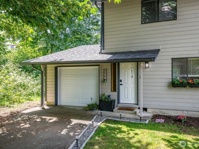 2209 McIver Court SW
