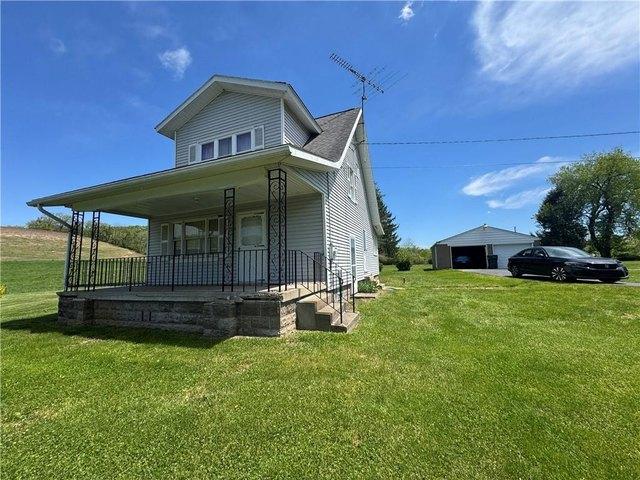 2209 Beallsville Rd, Marianna, PA 15345
