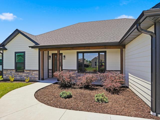 2209 brengman dr
