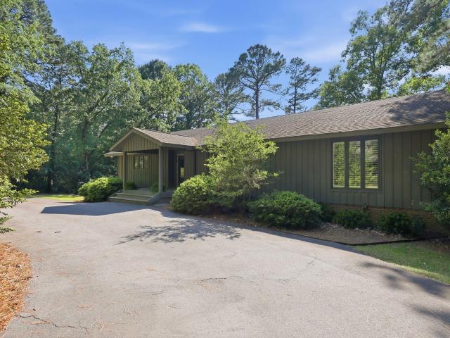 2209 Brookwood Trail