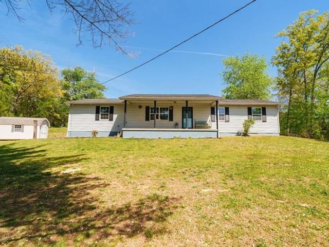 2209 Cliff Ln, Cookeville, TN 38501