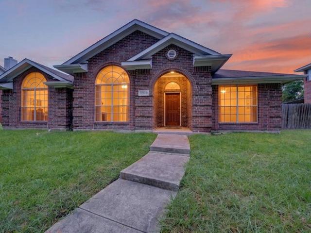 2209 Dana Dr, Rowlett, TX 75088