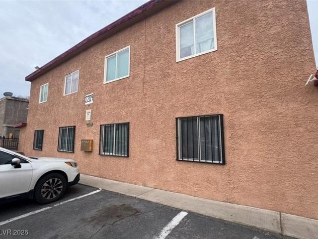 2209 Exeter Dr, Las Vegas, NV 89156