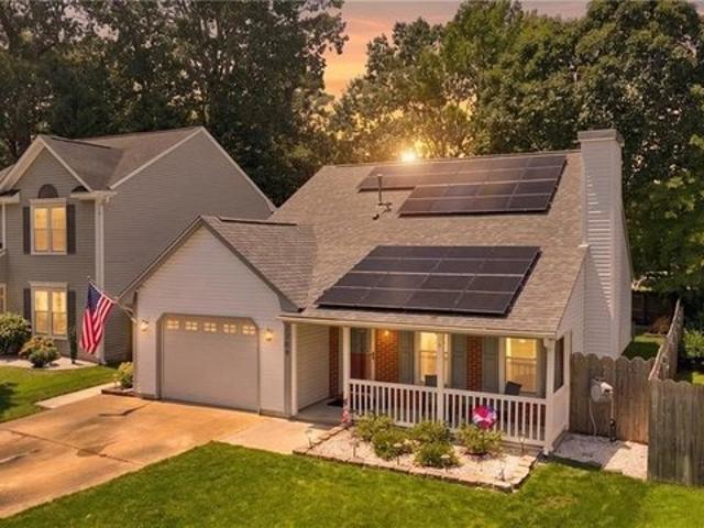 2209 Eagle Ridge Ct, Virginia Beach, VA 23456