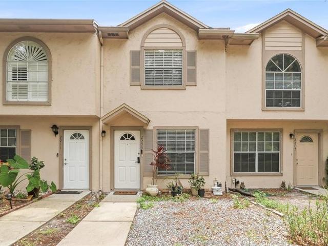 2209 Fletchers Point Cir, Tampa, FL 33613