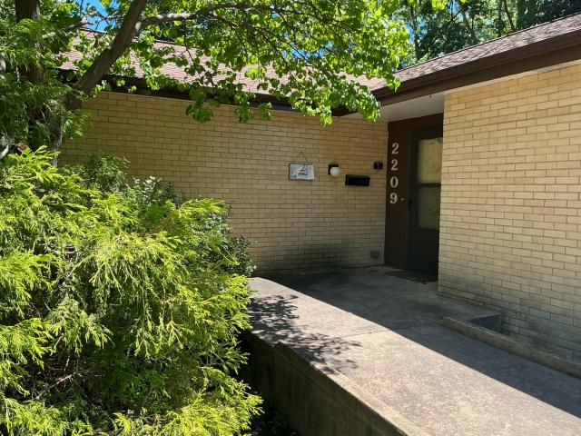 2209 Grange Circle