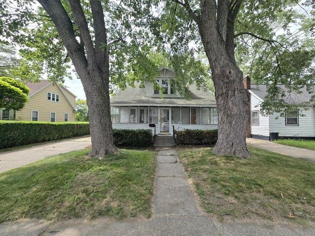 2209 Hoyt St, Muskegon Heights, MI 49444
