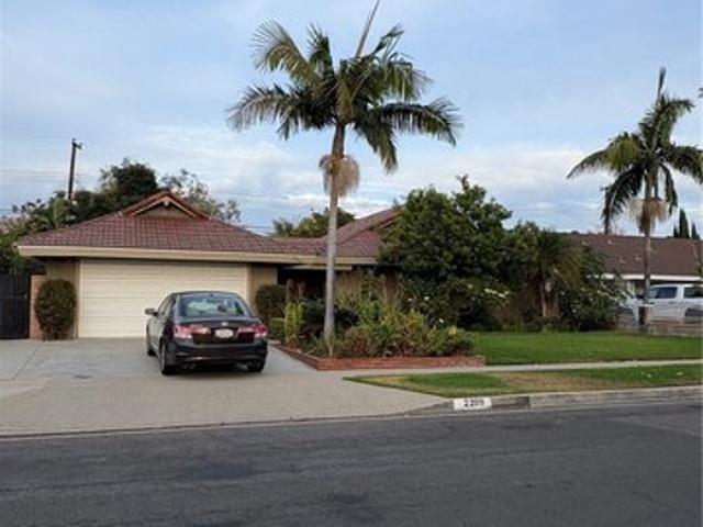 2209 Laird St, Santa Ana, CA 92706