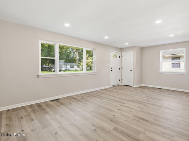 2209 Peaslee Rd