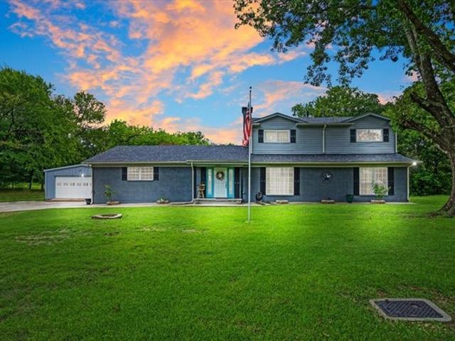 2209 Ridgewood Dr, Sherman, TX 75092