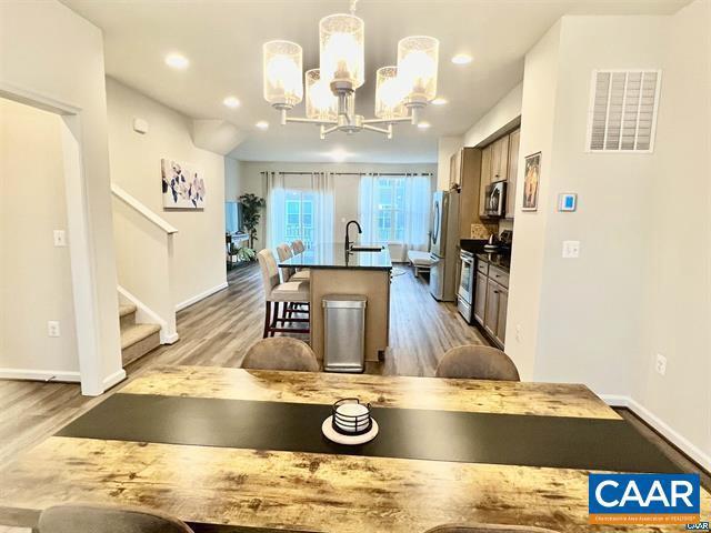 2209 Swallowtail Ln