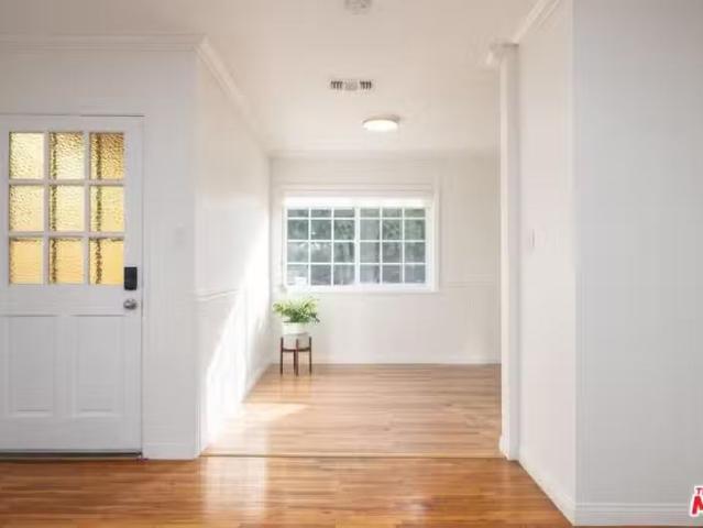 2209 Speyer Ln Houses in Redondo Beach, CA