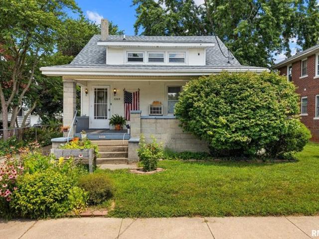 2209 W Barker Ave, West Peoria, IL 61604