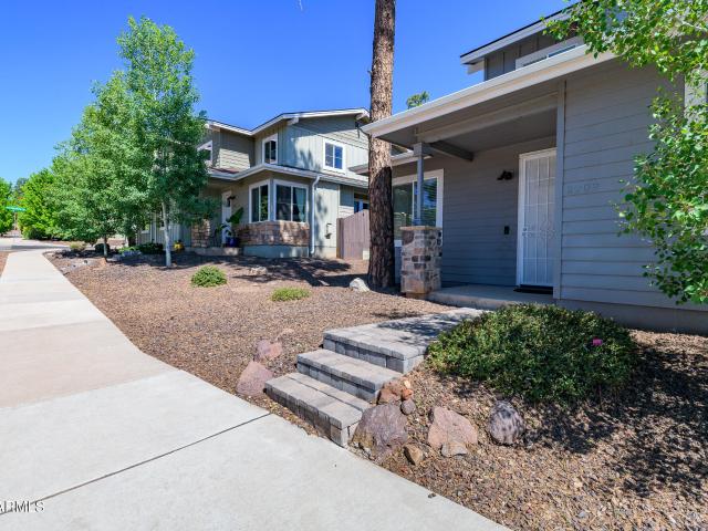 2209 W Mission Timber Circle