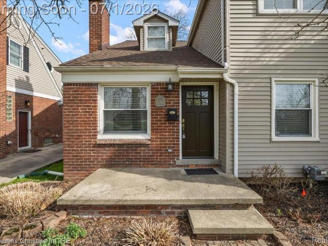 2209 Windemere Road