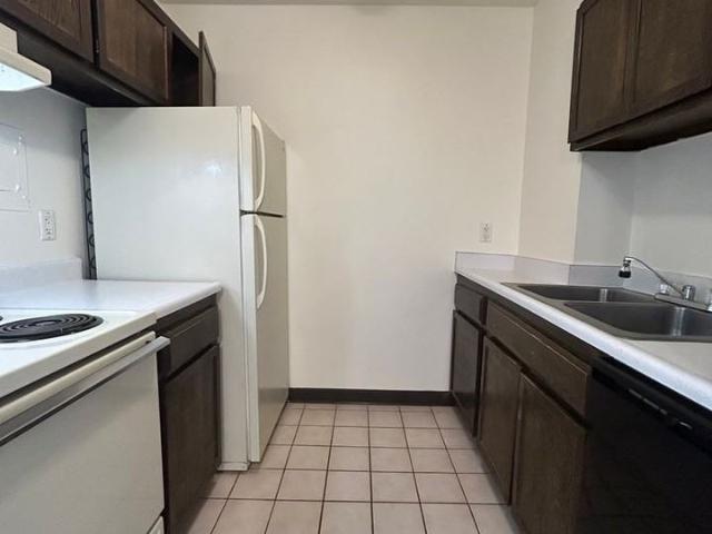 2209 2225 Wyoming Ave 1 Bedroom Apartment for Rent at 2209 2209 2225 Wyoming Avenue, Sun Prairie, WI 53590 Emerald Terrace