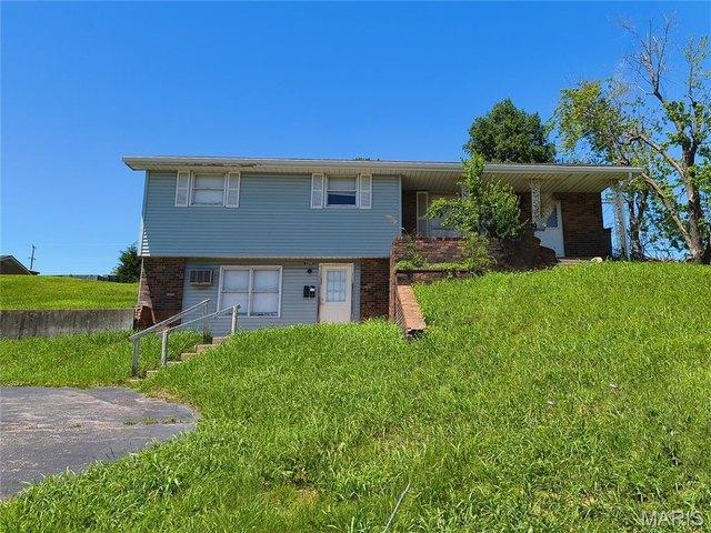 2200 Main St, Scott City, MO 63780