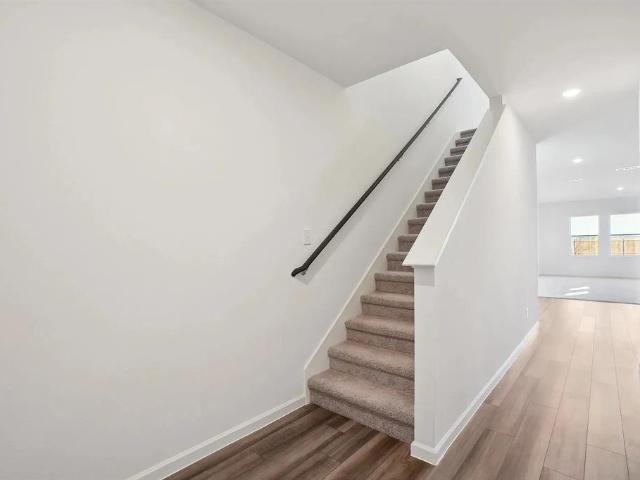 2200 Meadow Park Drive