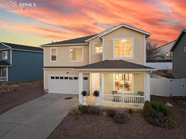 2200 Meadowlark Lane