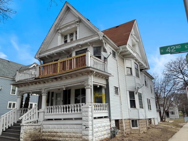2200 N 42nd St, Unit 2202