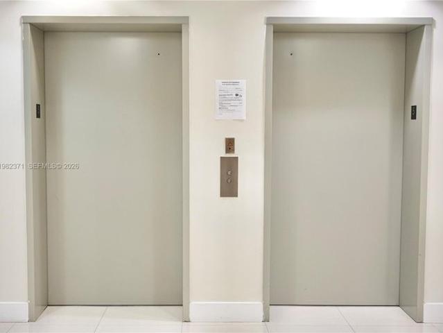 2200 NE 4th Ave Apt 503, Miami, FL 33137