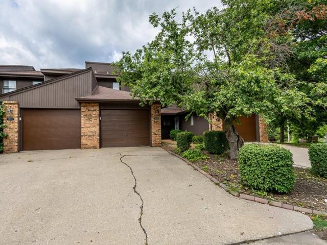 2200 Bushnell Dr Apt B, Columbia, MO 65201