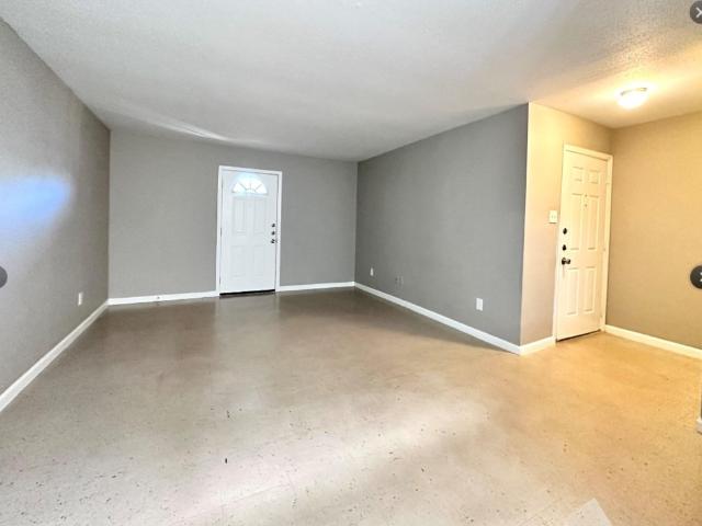 2200 Cypress Landing F 7
