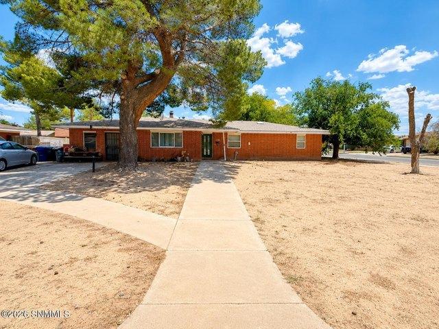 2200 Carlyle Pl, Las Cruces, NM 88005