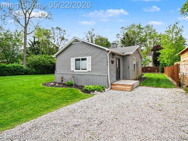 2200 Davista Drive