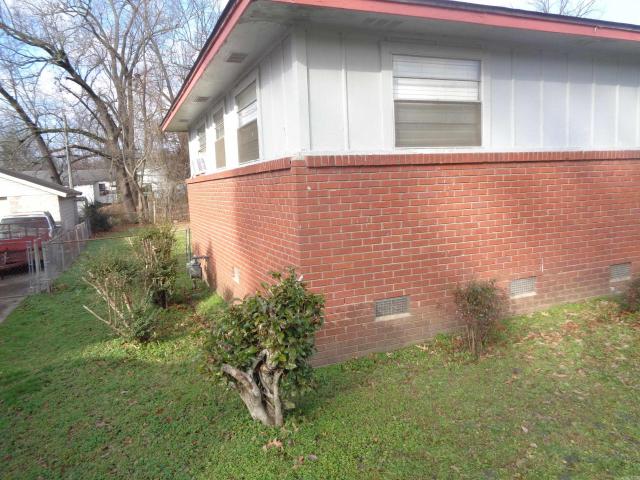 2200 Dennison Street